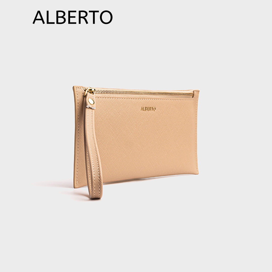 WOMAN – ALBERTO