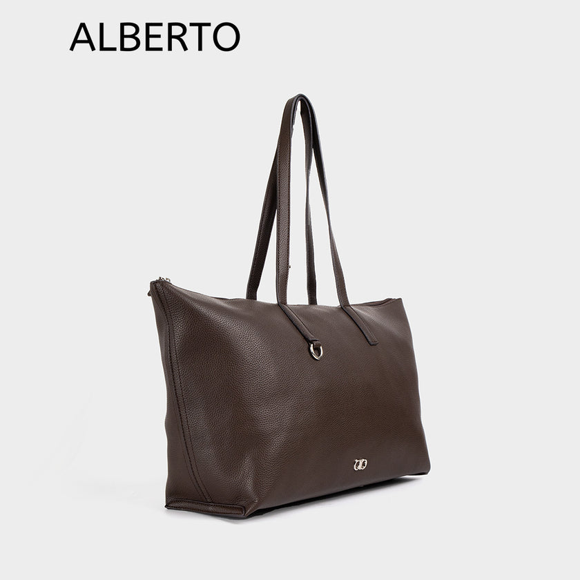 WOMAN – ALBERTO