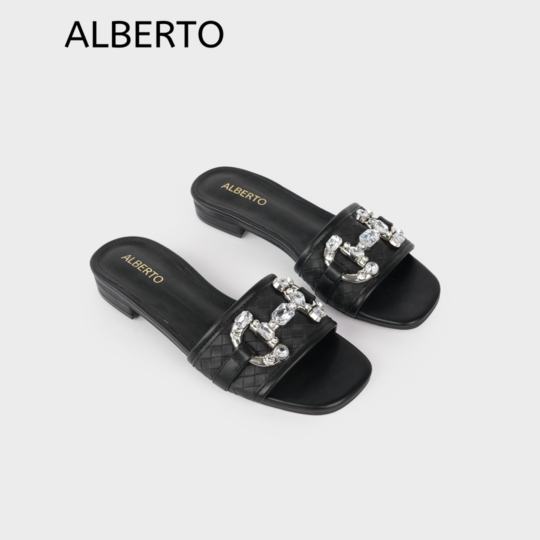 Women's Alynn Slip-On Sandals – ALBERTO